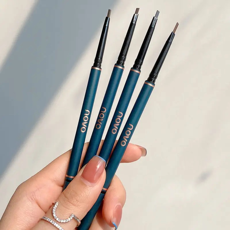 NOVO Triangle Eyebrow Colour No.01 - Beauty & Me